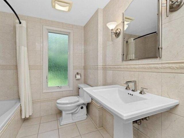 condo with 2 bedroom, Easton MA ES105349893
