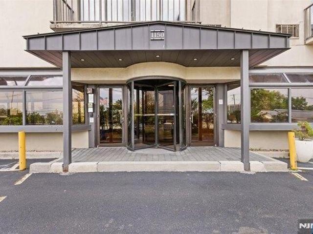 condo with 2 bedroom, Edgewater NJ DS104152915