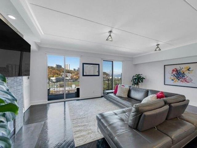 condo with 2 bedroom, Edgewater NJ ES105590264