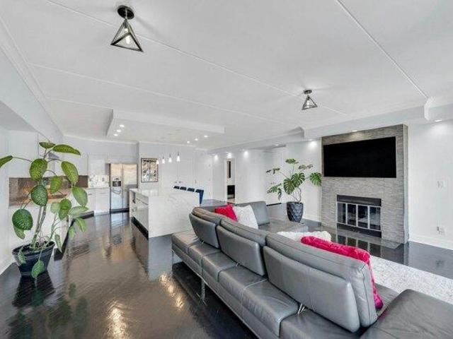 condo with 2 bedroom, Edgewater NJ ES105158642