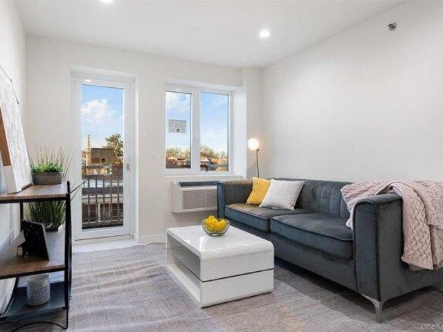 condo with 2 bedroom, Elmhurst NY ES105204614