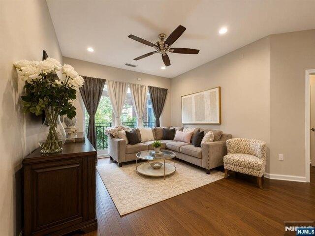 condo with 2 bedroom, Englewood NJ DS103619674