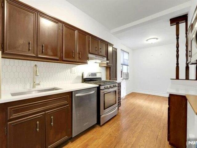 condo with 2 bedroom, Englewood NJ DS104440882