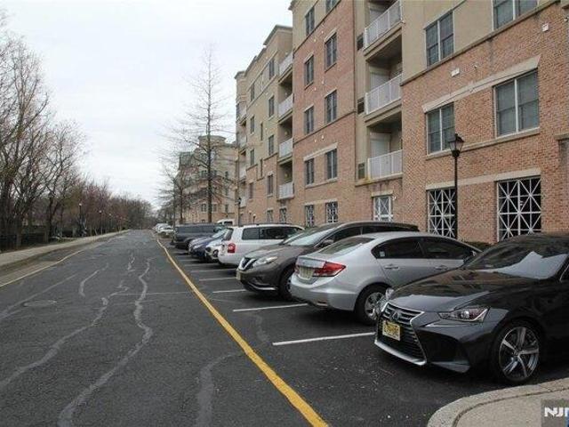 condo with 2 bedroom, Englewood NJ ES103599679
