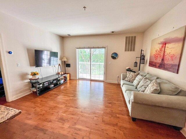 condo with 2 bedroom, Englewood NJ ES103620950