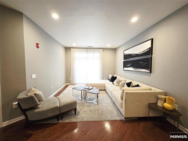 condo with 2 bedroom, Englewood NJ ES103624954