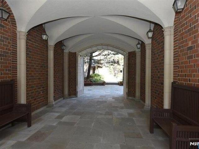 condo with 2 bedroom, Englewood NJ ES104608499