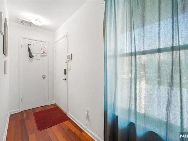 condo with 2 bedroom, Englewood NJ ES104608393