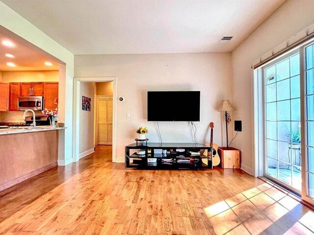 condo with 2 bedroom, Englewood NJ ES105157253
