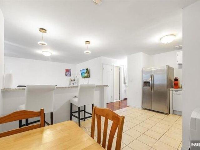 condo with 2 bedroom, Englewood NJ ES105207191