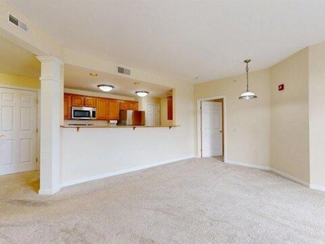 condo with 2 bedroom, Essex Junction VT ES103440537