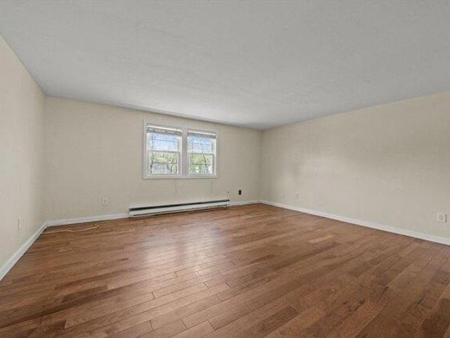 condo with 2 bedroom, Essex MA ES103017094