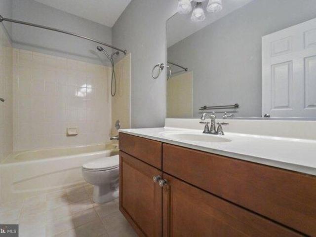 condo with 2 bedroom, Ewing NJ DS102528428
