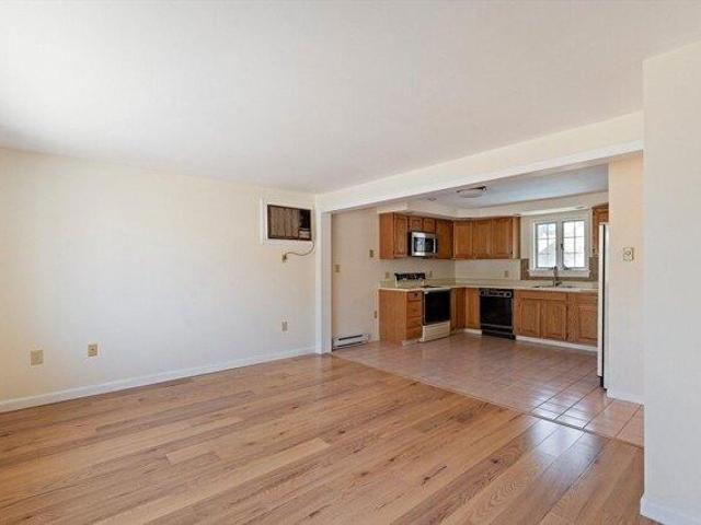 condo with 2 bedroom, Everett MA ES104870237