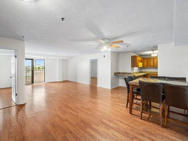 condo with 2 bedroom, Everett MA ES103432342
