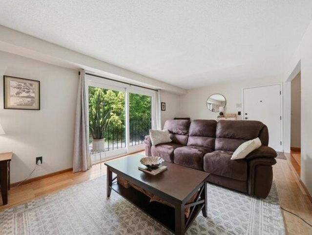 condo with 2 bedroom, Exeter NH ES103220606