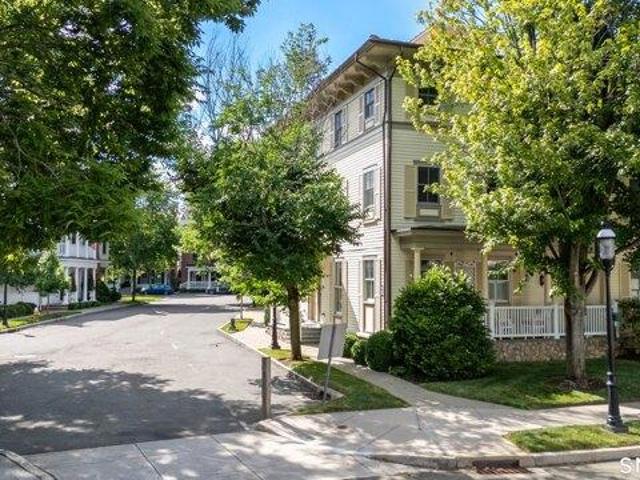 condo with 2 bedroom, Fairfield CT DS104410837