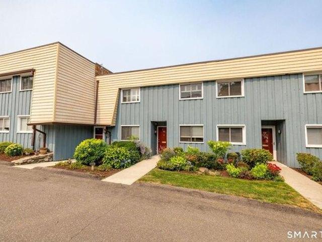 condo with 2 bedroom, Fairfield CT ES104409331