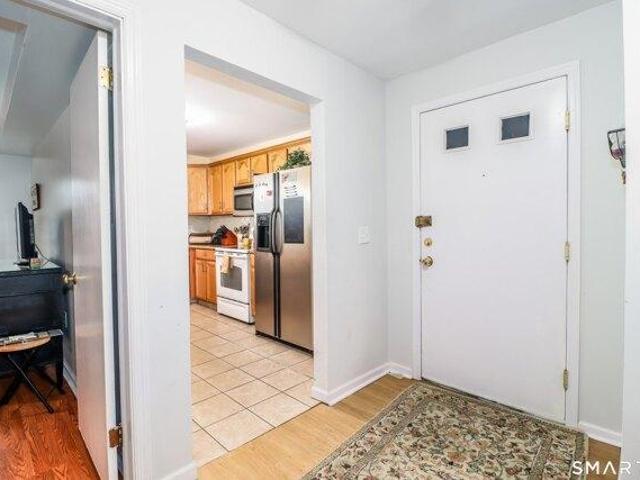 condo with 2 bedroom, Fairfield CT ES104542374