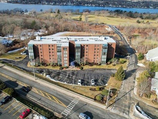 condo with 2 bedroom, Fall River MA ES104409937