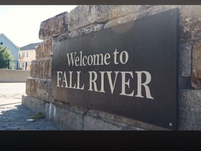 condo with 2 bedroom, Fall River MA ES104514396