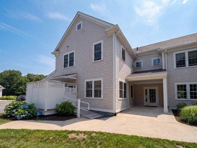 condo with 2 bedroom, Falmouth MA DS104113164