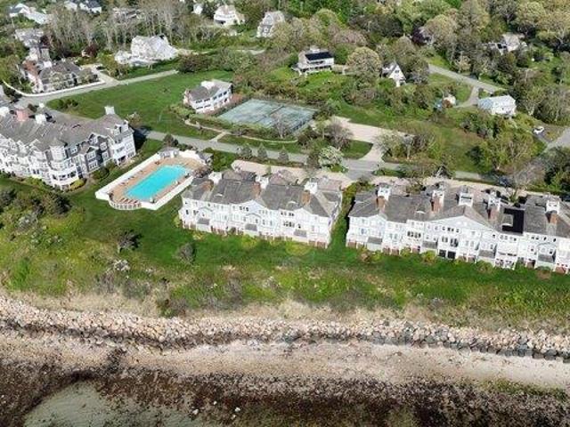 condo with 2 bedroom, Falmouth MA ES104009171