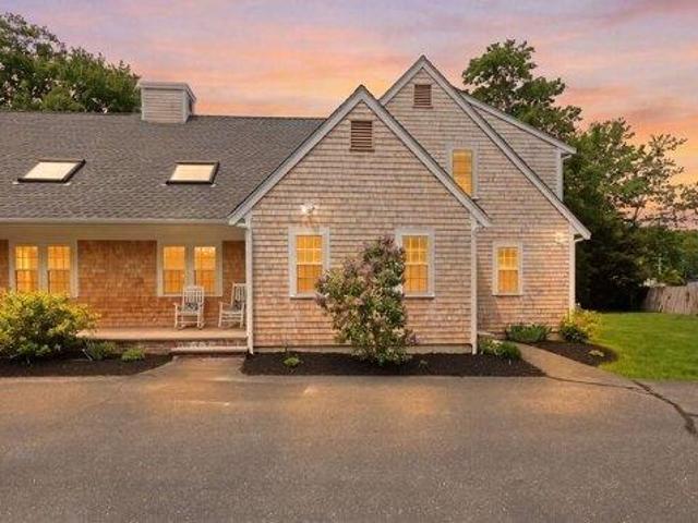 condo with 2 bedroom, Falmouth MA ES104009303