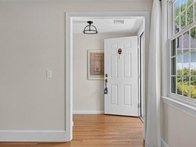 condo with 2 bedroom, Falmouth ME ES104408537
