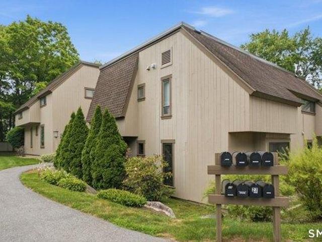 condo with 2 bedroom, Farmington CT ES104848393