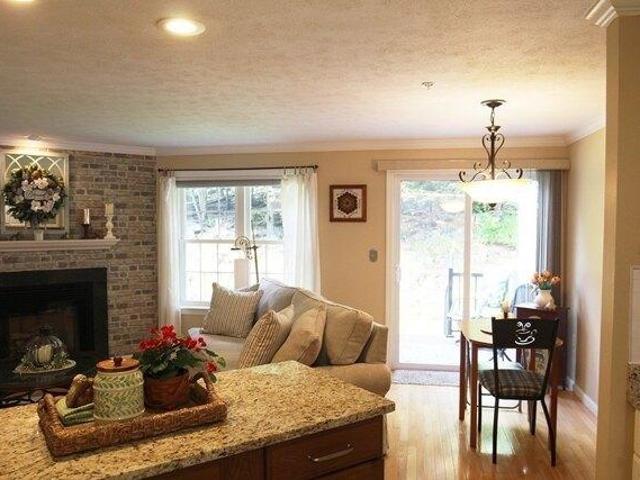condo with 2 bedroom, Fitchburg MA ES105425727