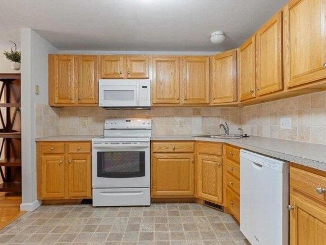 condo with 2 bedroom, Fitchburg MA ES105109637