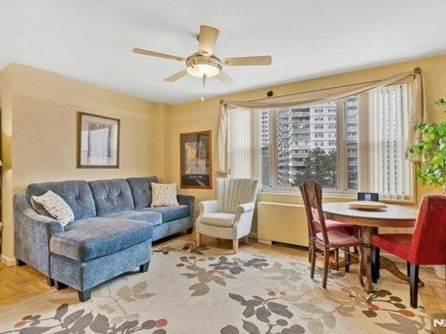 condo with 2 bedroom, Fort Lee NJ DLS102283630