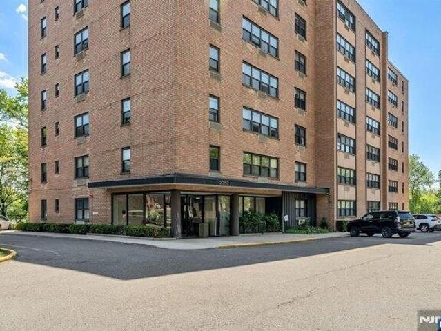 condo with 2 bedroom, Fort Lee NJ DS102479280