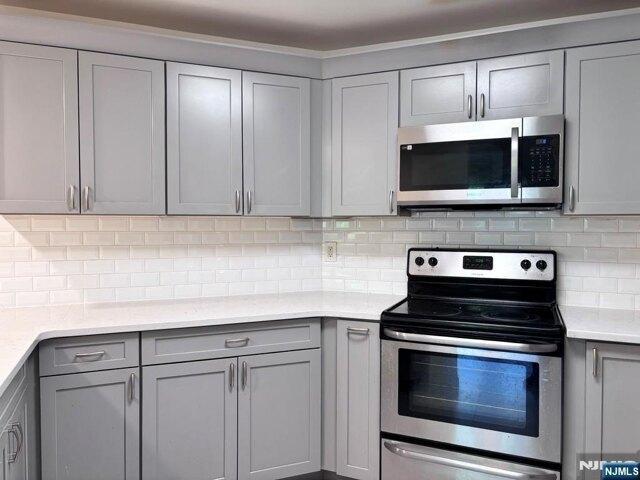 condo with 2 bedroom, Fort Lee NJ DS104152444
