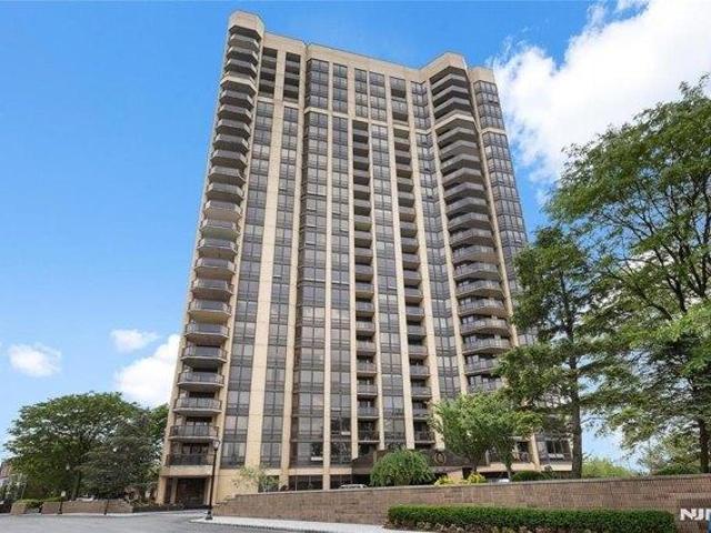 condo with 2 bedroom, Fort Lee NJ DS104377216