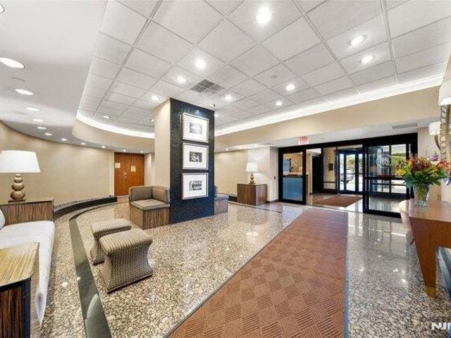 condo with 2 bedroom, Fort Lee NJ ES104848926