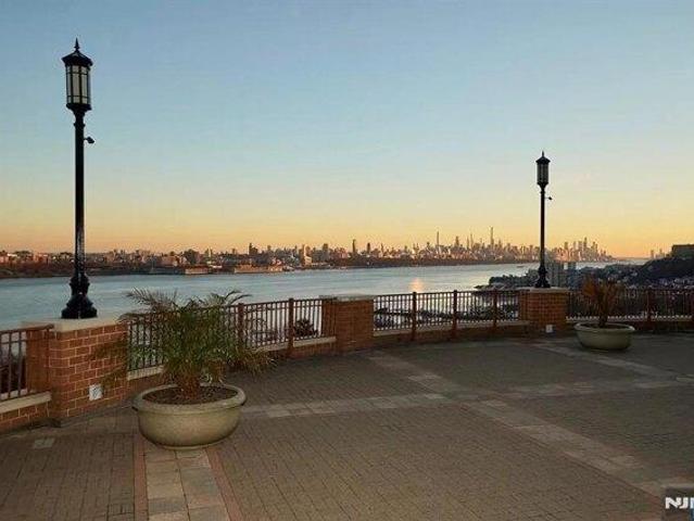condo with 2 bedroom, Fort Lee NJ ES105174252
