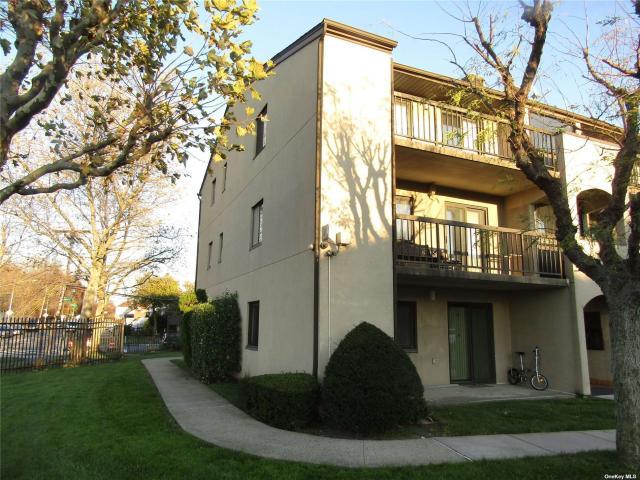 condo with 2 bedroom, Flushing NY DLS72692333