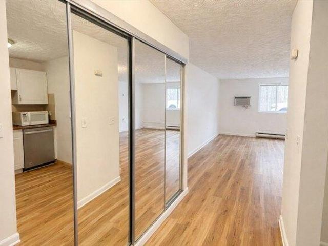 condo with 2 bedroom, Framingham MA DS103248995