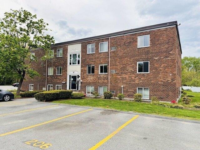 condo with 2 bedroom, Framingham MA DS103968944