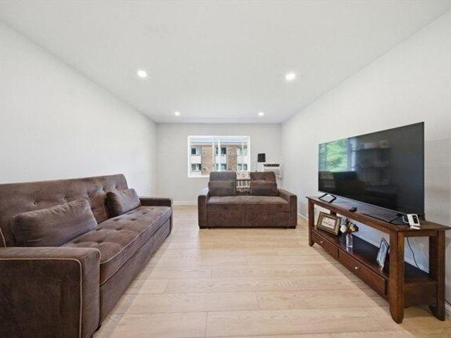 condo with 2 bedroom, Framingham MA ES104190102