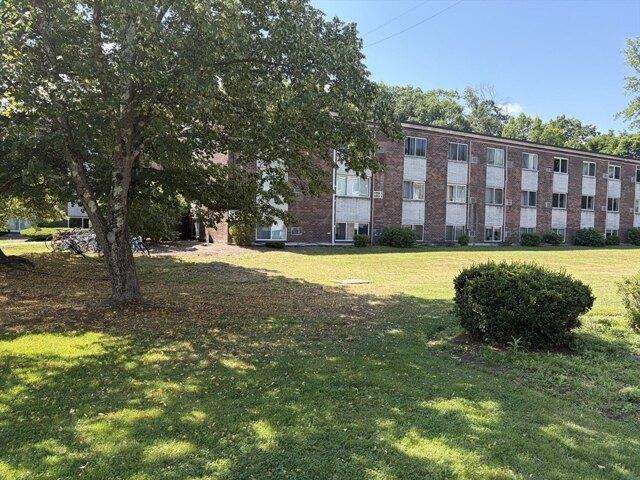 condo with 2 bedroom, Framingham MA ES104789035