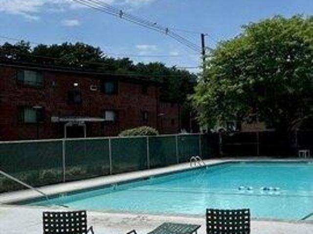 condo with 2 bedroom, Framingham MA ES105040618