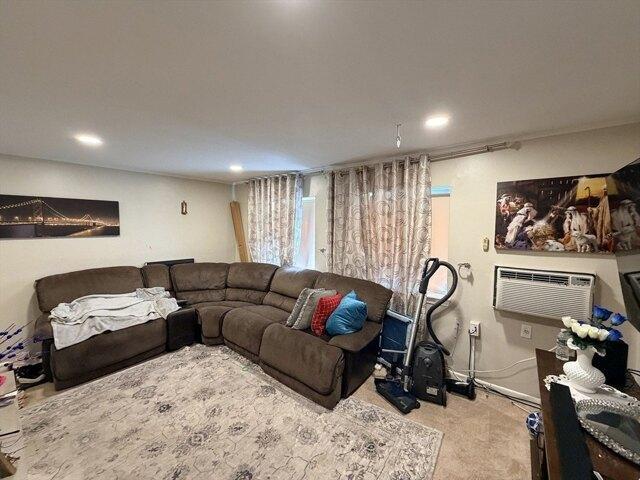 condo with 2 bedroom, Framingham MA ES103968944