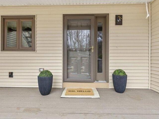 condo with 2 bedroom, Franklin MA DLS102563255