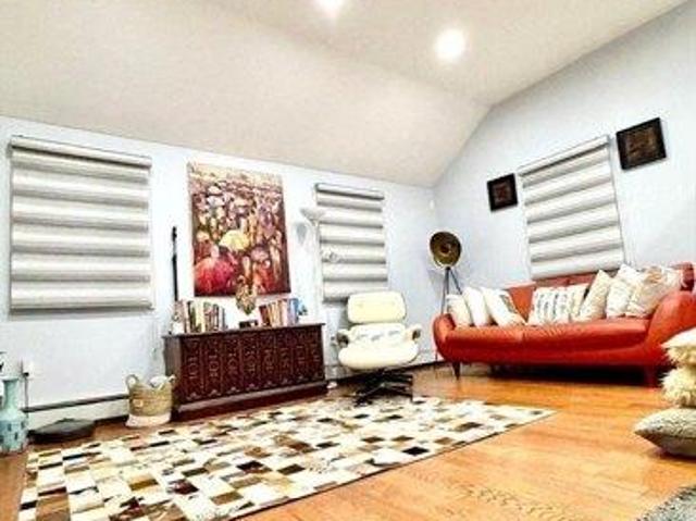 condo with 2 bedroom, Franklin MA DLS102155556