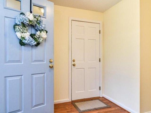 condo with 2 bedroom, Franklin MA ES103034572