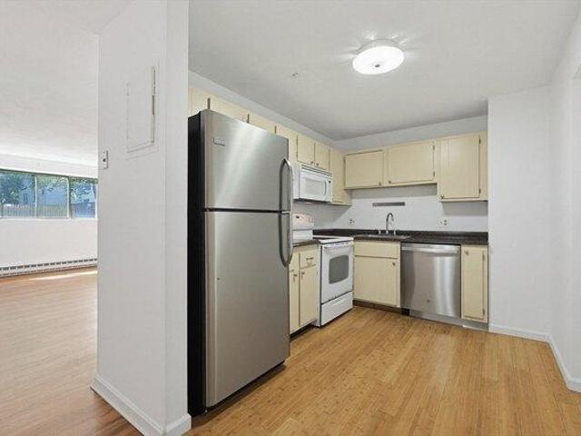 condo with 2 bedroom, Franklin MA ES105040786
