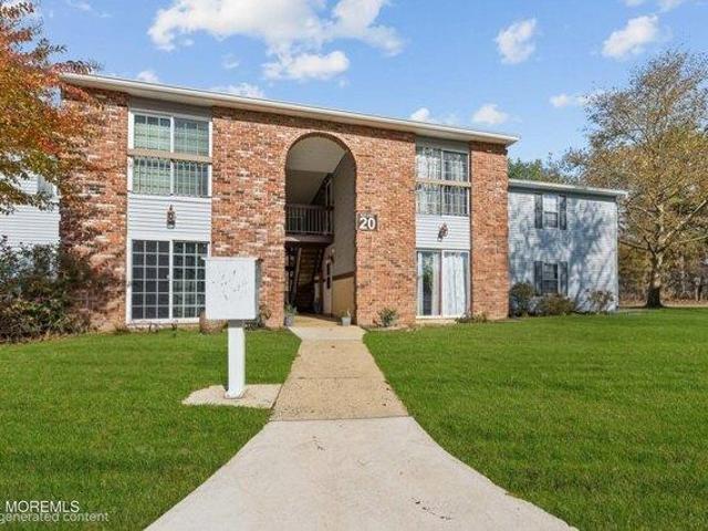 condo with 2 bedroom, Freehold NJ DLS101627399